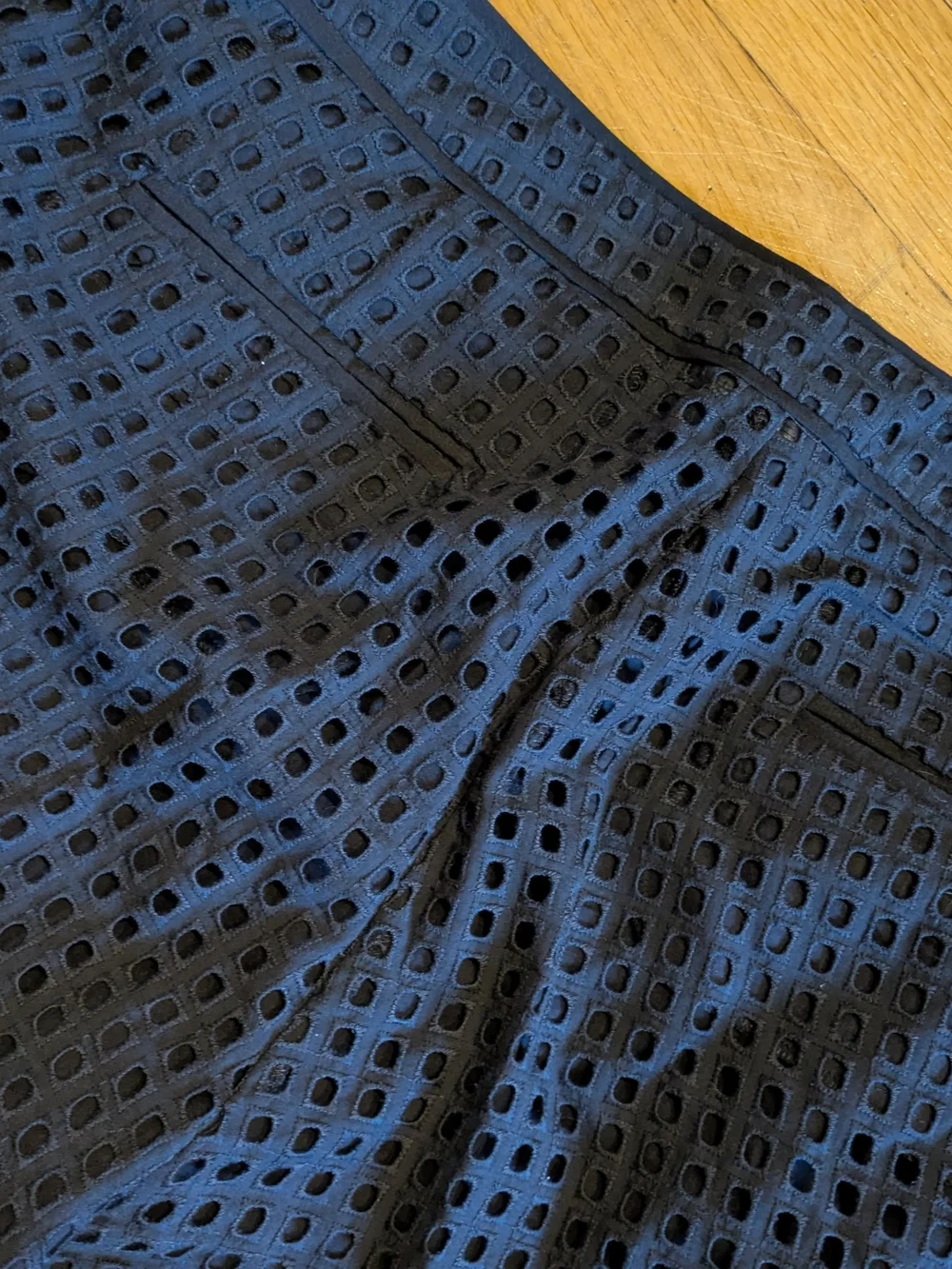 MARELLA | Pants & Jumpsuits | Marella Black Eyelet Grid Cropped Pants ...